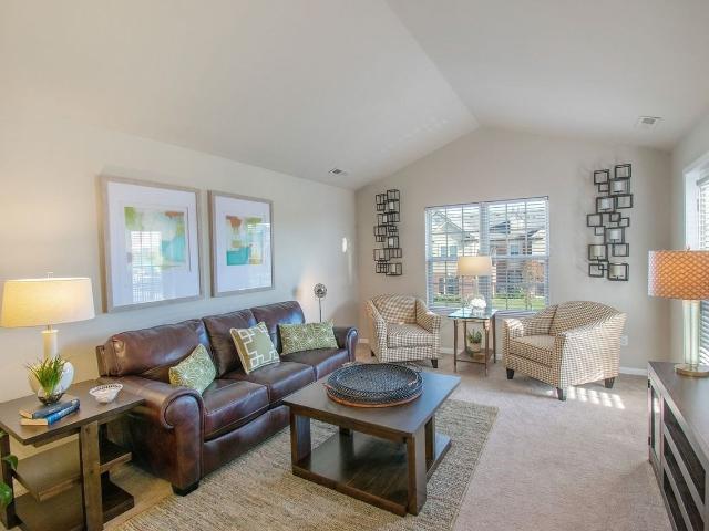Montclair at Partridge Creek 3 Bedroom Apartment for Rent at 17721 Montage, Mount Clemens, MI 48038 Clinton Township