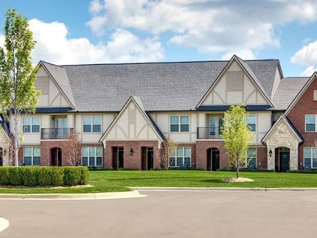 Montclair at Partridge Creek 3 Bedroom Apartment for Rent at 17721 Montage, Mount Clemens, MI 48038 Clinton Township