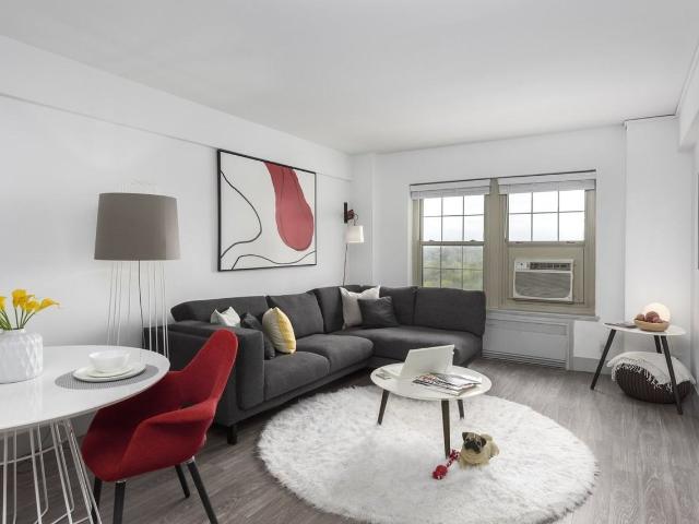 Montclair on the Park 1 Bedroom Apartment for Rent at 18 S Kingshighway Blvd, St. Louis, MO 63108 Central West End