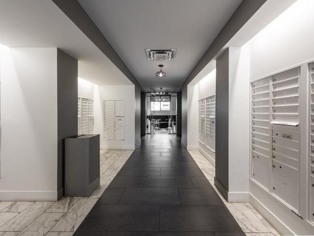 Montclair on the Park 2 Bedroom Apartment for Rent at 18 S Kingshighway Blvd, St. Louis, MO 63108 Central West End