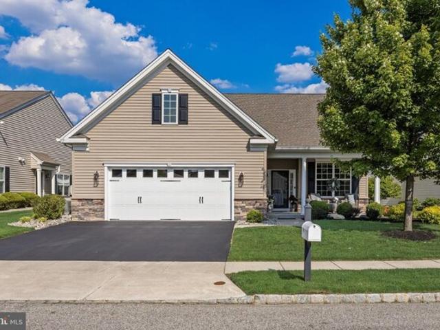 Montclaire Rd, Medford, Home For Sale