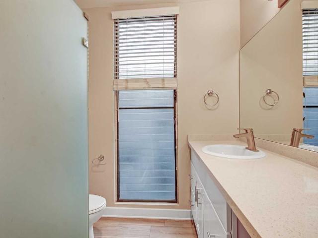 Montana Avenue 2 Bedroom Apartment for Rent at 315 Montana Ave, Santa Monica, CA 90403 North of Montana
