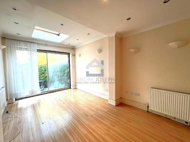 Montana Road, Tooting Bec SW17, 3 bed terraced house to rent, £2,950 pcm | PrimeLocation