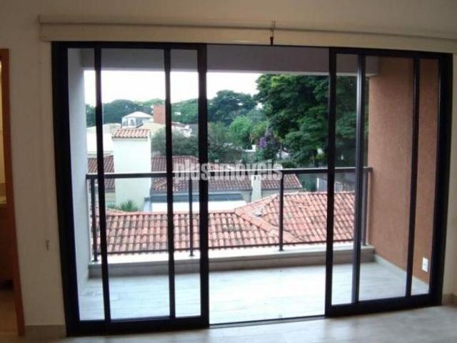 Montado pronto para morar 1 dormitório