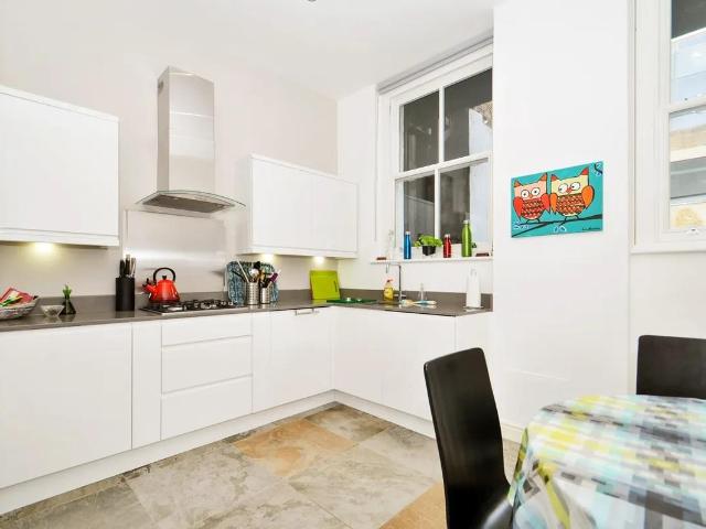 Montagu Mansions, Marylebone, London, W1U 6LD