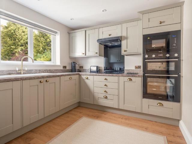 Montagu Avenue, Tyne and Wear NE3 2 bed apartment to rent £1,600 pcm £369 pw