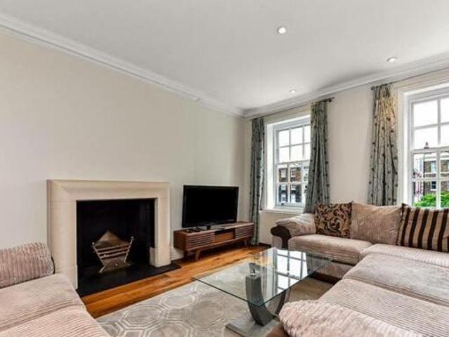 Montagu Square, Marylebone, 3 Bedroom Flat