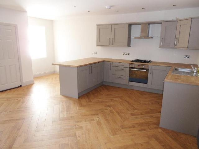 Montague Apartments, Whitley Bay, NE26 2 bed apartment to rent £1,450 pcm £335 pw