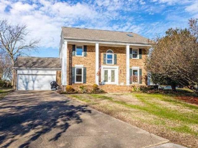 Montague Cir
