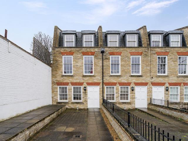 montague mews e3