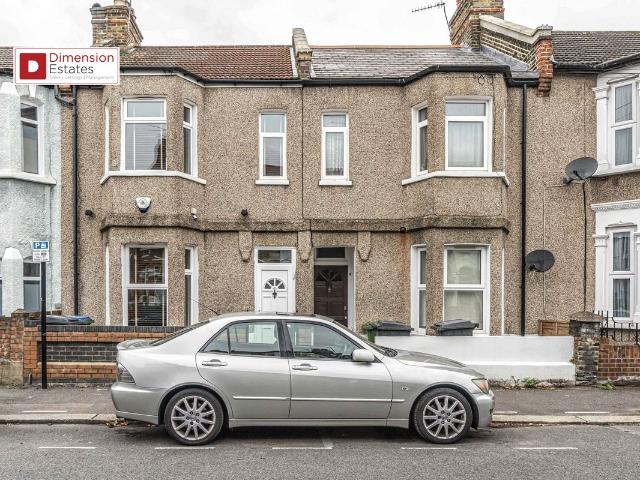 Montague Road, Leytonstone, London E11, 4 bed terraced house to rent, £3,000 pcm | PrimeLocation