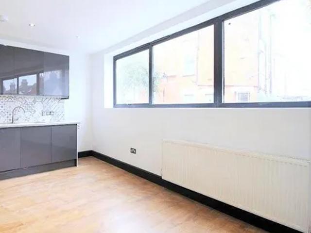Montague Road, London, N8 9PJ, United Kingdom | 1 bed house for rent #133403302 | Rentberry