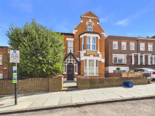 Montague Road, Richmond TW10, 1 bed flat to rent, £3,000 pcm | PrimeLocation