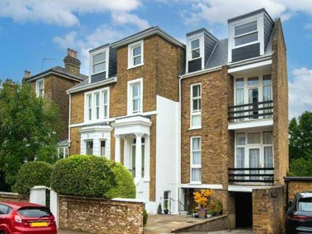 Montague Road, Richmond, 3 Bedroom Apartment
