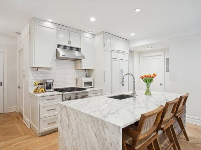 Montague St Apt D, Brooklyn, Property For Sale