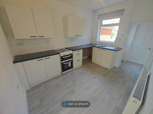 Montague St, Nottingham NG6, 2 bed end terrace house to rent, £875 pcm | PrimeLocation