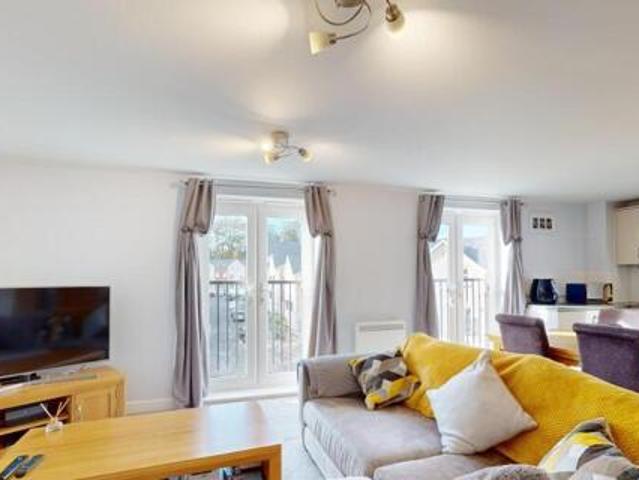 Montgomery Avenue, West Park, 2 Bedroom Apartment