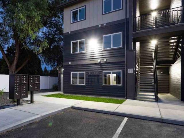 Montgomery Apartments 2 Bedroom Apartment for Rent at 8610 E Montgomery Ave, Spokane Valley, WA 99212 Spokane Valley