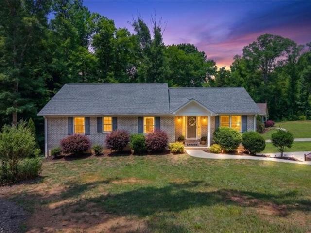 Montgomery Ct, Walnut Cove, Home For Sale