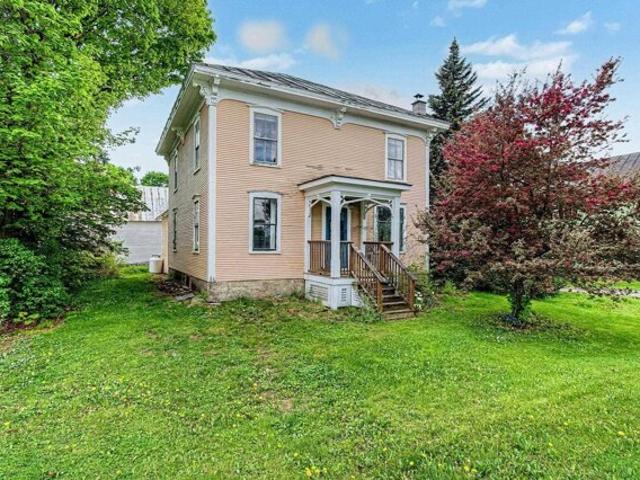 Montgomery Rd, Berkshire, Home For Sale