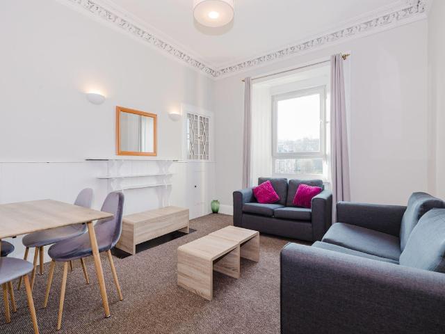 Montgomery Street, Edinburgh EH7, 3 bed flat to rent, £2,025 pcm | PrimeLocation