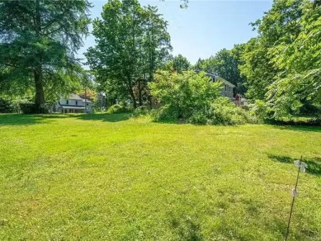 Montgomery Street, Rhinebeck, NY 12572