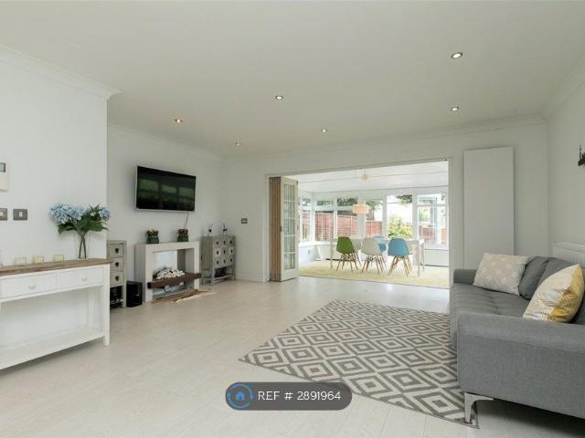 Montgomerie Mews, London SE23, 4 bed semi detached house to rent, £3,600 pcm | PrimeLocation