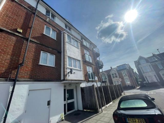 Montgomerie Road, Southsea PO5, 2 bed flat to rent, £1,150 pcm | PrimeLocation