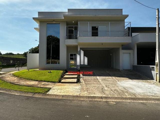 Monte Verde Casa em Condomínio 4 dorm sendo duas suítes