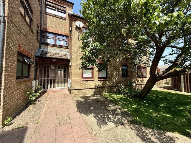 Montem Lane, Slough, SL1