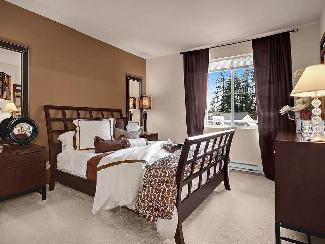 Montebello 2 Bedroom Apartment for Rent at 12000 131st Ln Ne, Kirkland, WA 98034 North Rose Hill