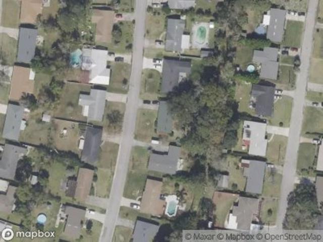Montego Rd W