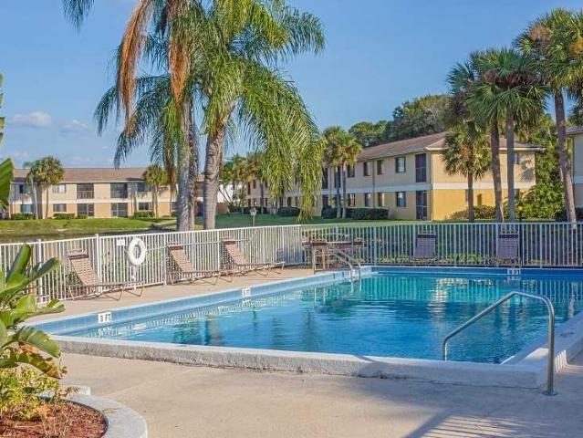 Monterey Lakes Apartments 1 Bedroom Apartment for Rent at 7501 Ulmerton Rd, Largo, FL 33771
