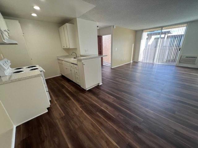 Monterey Pines 1 Bedroom Apartment for Rent at 15513 Williams St, Tustin, CA 92780 Tustin