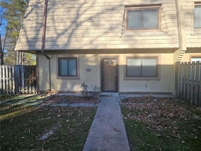 Monterry Pl, Newport News, Condo For Sale