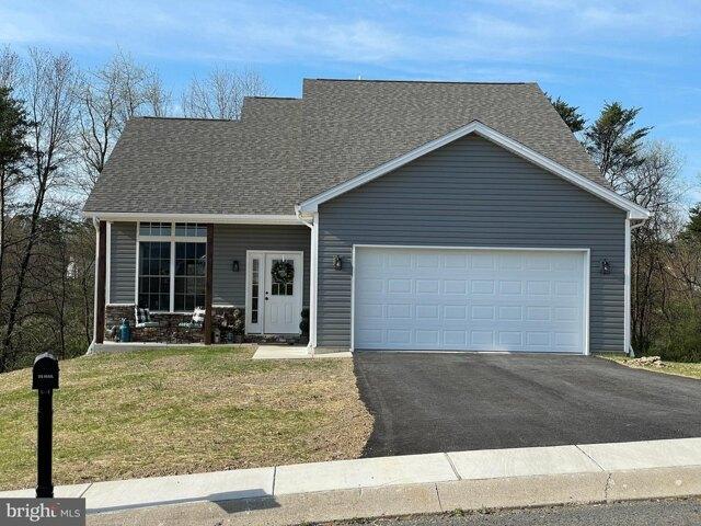 Montfort Dr, Harrisburg, Home For Sale