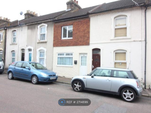 Montfort Road, Rochester ME2, 2 bed terraced house to rent, £1,300 pcm | PrimeLocation