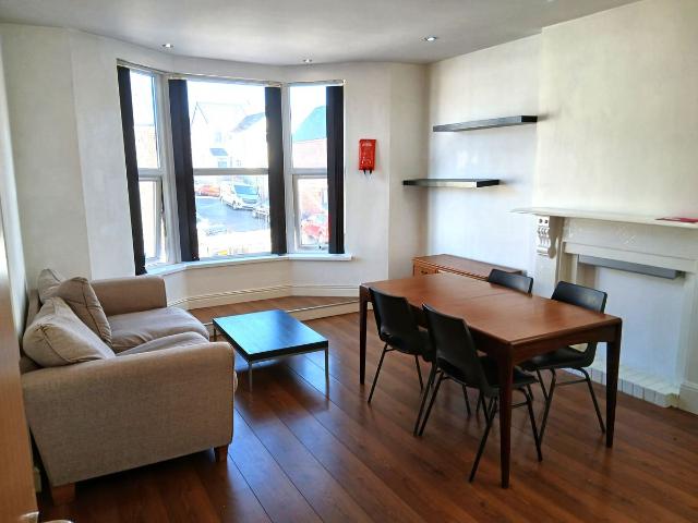 Monthermer Road, Cardiff CF24, 1 bed flat to rent, £775 pcm | PrimeLocation