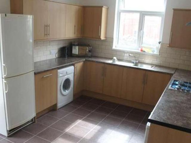 Monthermer Road, Roath, 4 Bedroom Maisonette