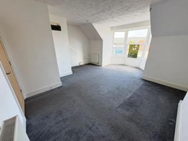 Monthly Rental Of £875
