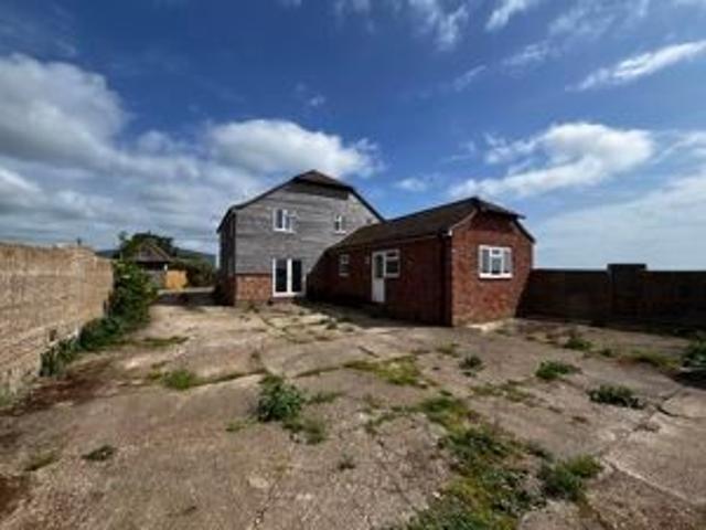 Monthly Rental Of £1,000pcm excluding all services and council tax