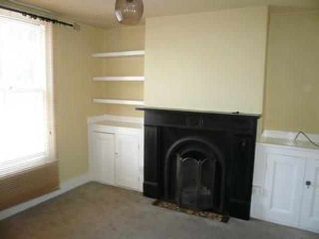 Monthly Rental Of £1,400