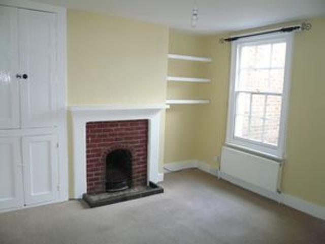 Monthly Rental Of £1,400