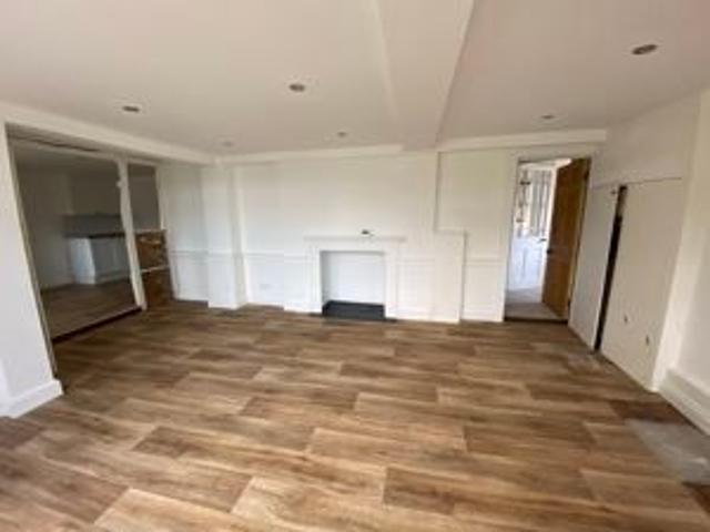 Monthly Rental Of £2,750