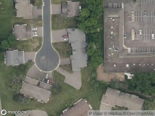 Monticello Ln N
