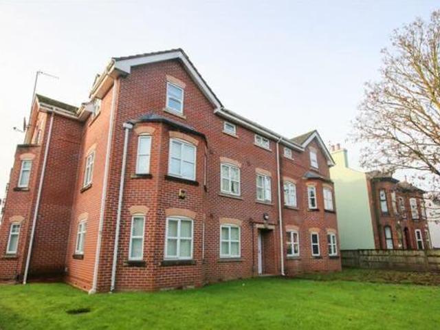 Monton Court, Monton Road, 1 Bedroom Apartment