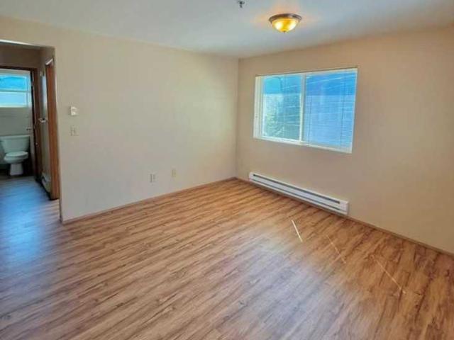 Montlake Villas 2 Bedroom Apartment for Rent at 4236 7th Ave Ne, Seattle, WA 98105 University District