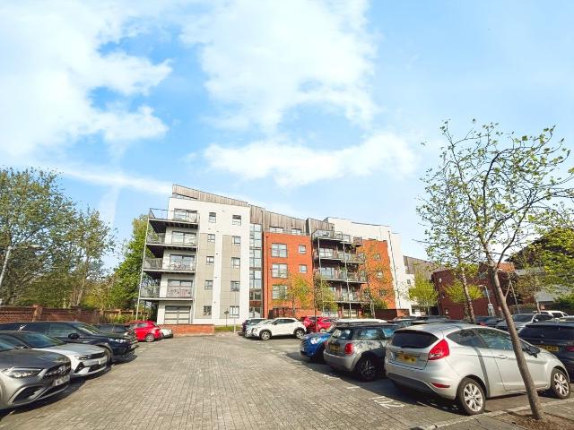 Montmano Drive, Manchester, Greater Manchester M20, 2 bed flat to rent, £1,350 pcm | PrimeLocation