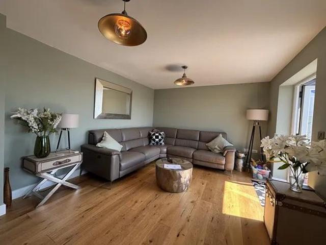 Montseratt Rise, TORQUAY, TQ2