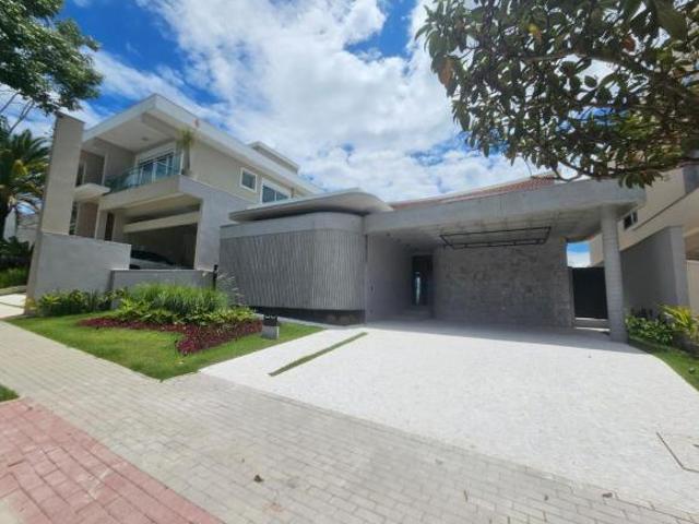 Montserrat à Venda: Casa Térrea e Semi Mobiliada de 275m²